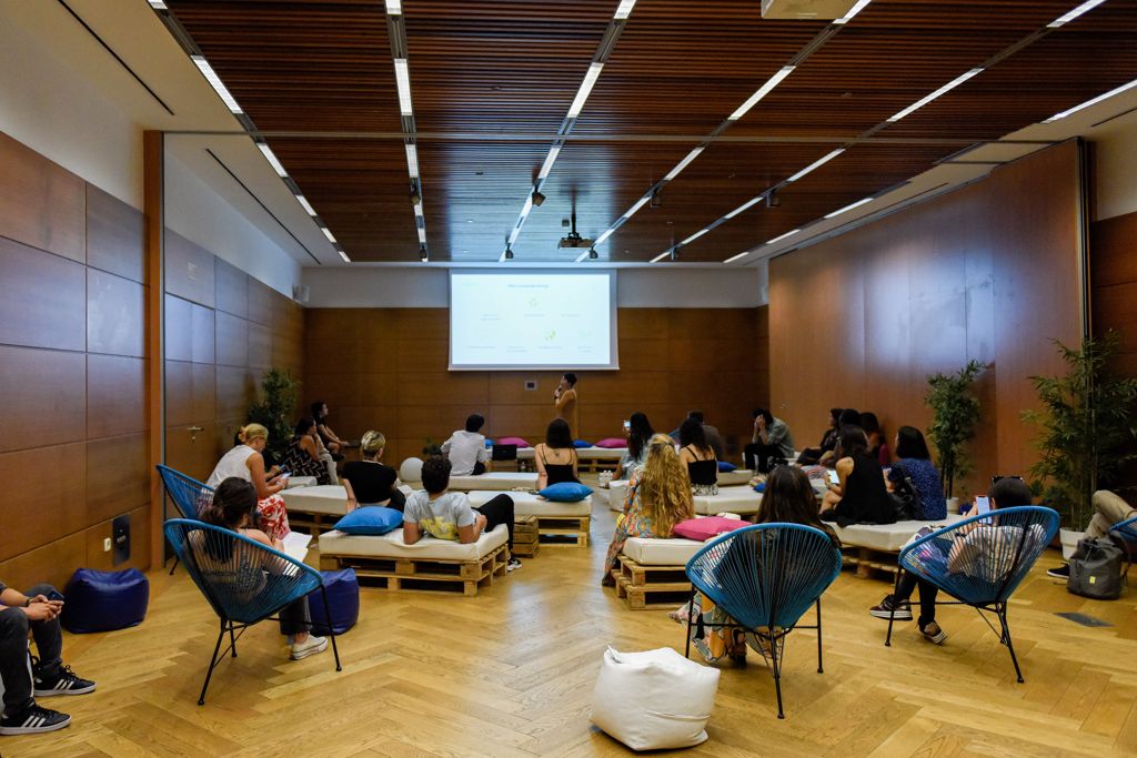 Conecta FICTION & ENTERTAINMENT y Conecta DIGITAL